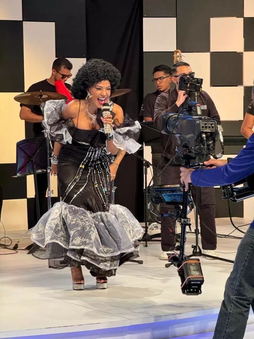 El sistema y Eukaris Figueroa reviven a “la guarachera del Mundo ...