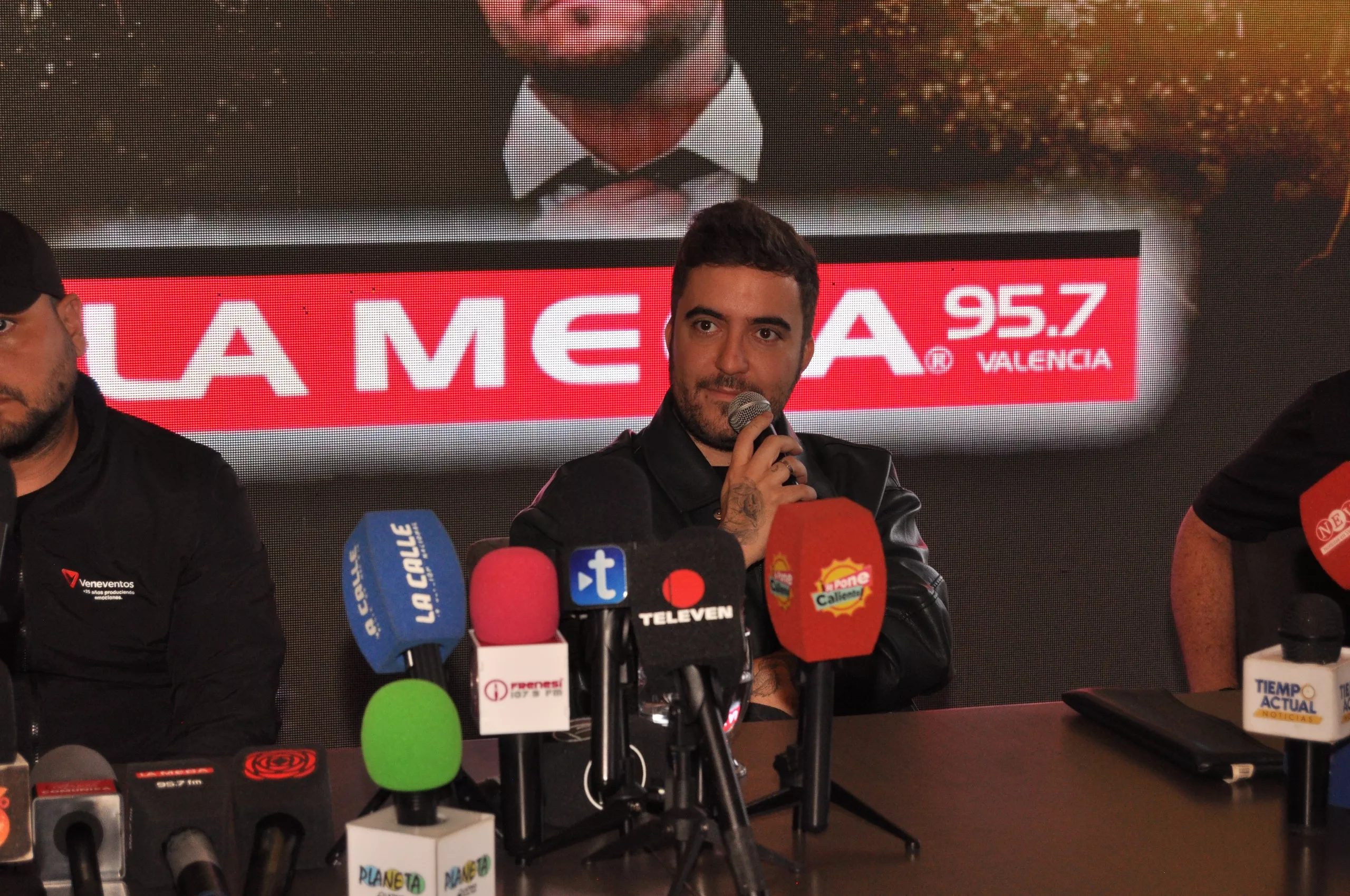 El fenómeno Beret aterriza en Valencia con su tour "Lo bello y lo roto"